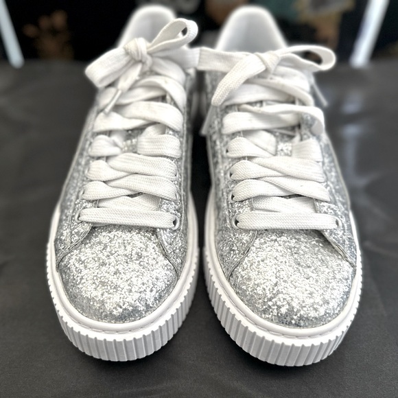 Puma | Shoes | Puma Silver Basket Classic Lfs Mens 65 Womens 8 | Poshmark